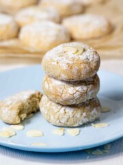 Almond Flour Moroccan Cookies Ghriba - Chewy & Gluten-free - SugarYums