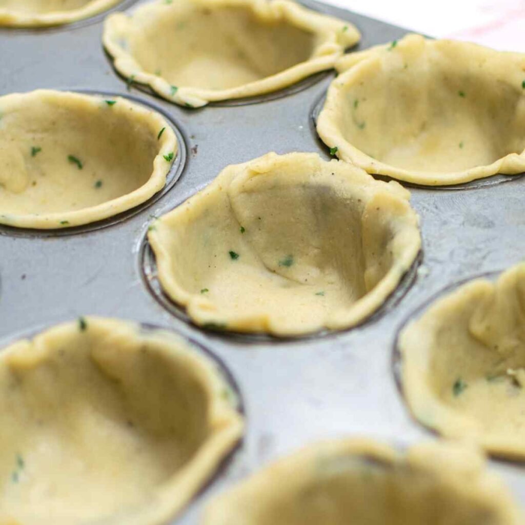 How To Make Hot Water Pie Crust - SugarYums