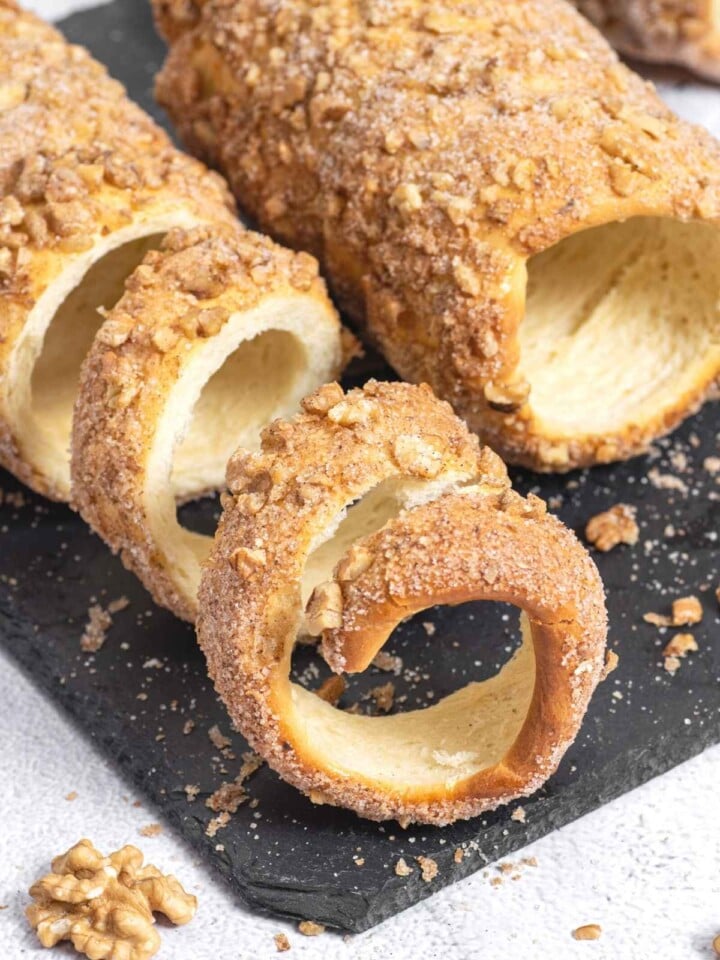 Hungarian Chimney Cake (Kürtőskalács) - SugarYums