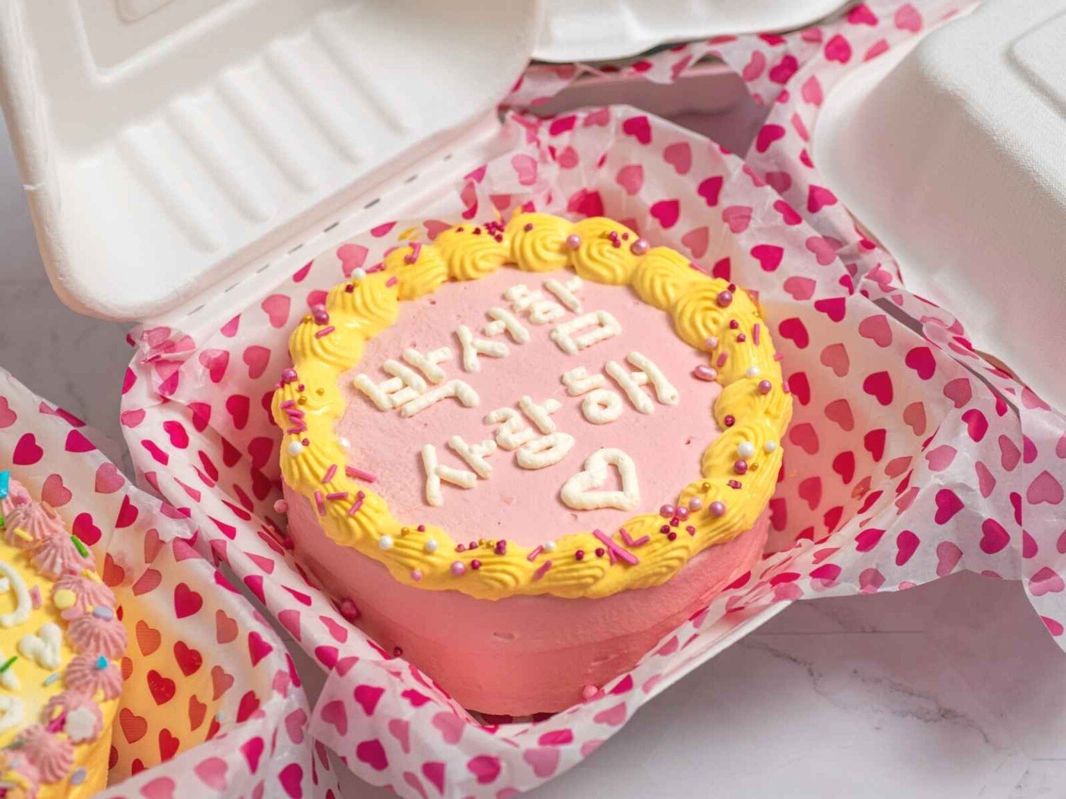 Korean Lunchbox Cake (도시락 케이크) - SugarYums