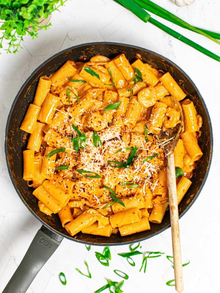Creamy Gochujang Pasta (고추장 파스타) - SugarYums