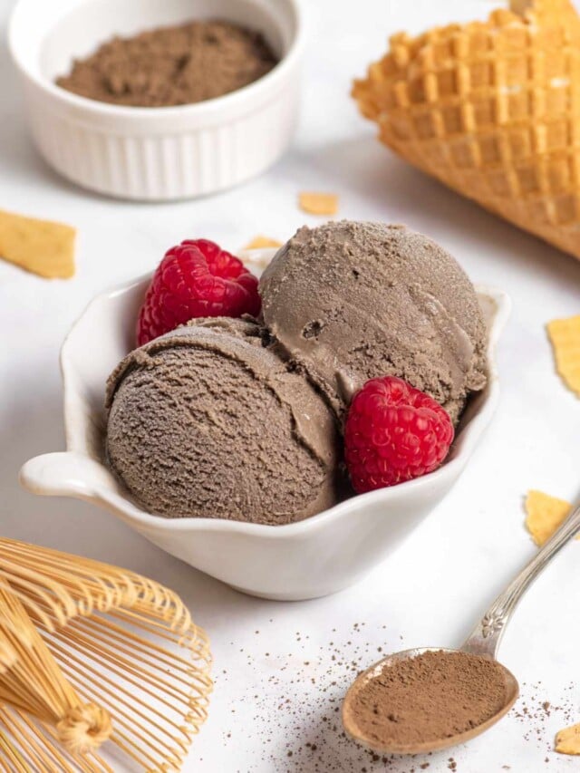 Roasted Green Tea Hojicha Ice Cream (ほうじ茶アイス) - SugarYums