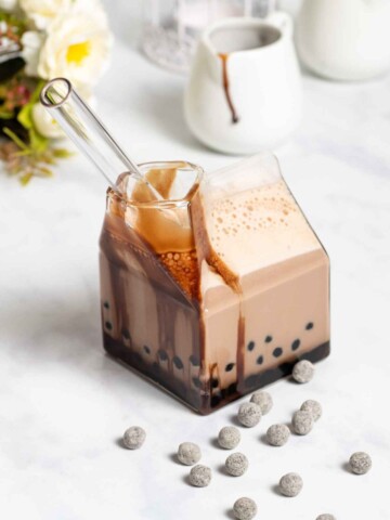 Homemade Chocolate Boba Tea Recipe (Chocolate Milk Tea) - SugarYums