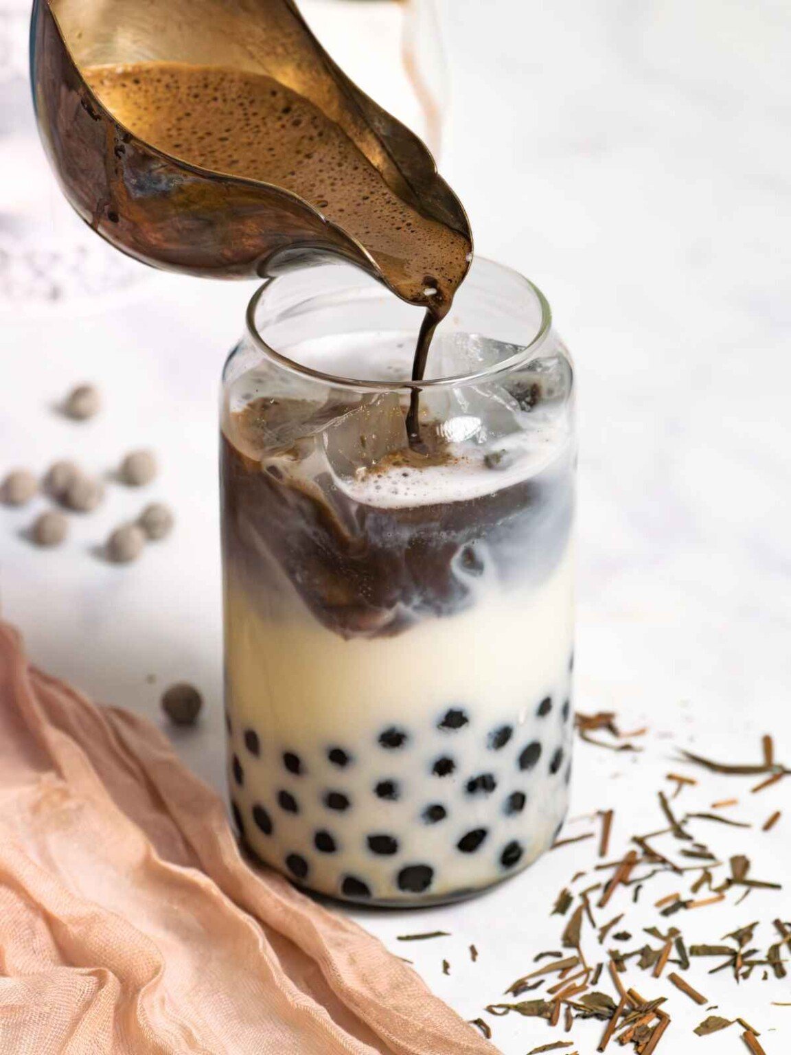 Japanese Hojicha Milk Tea (Hojicha Bubble Tea) - SugarYums