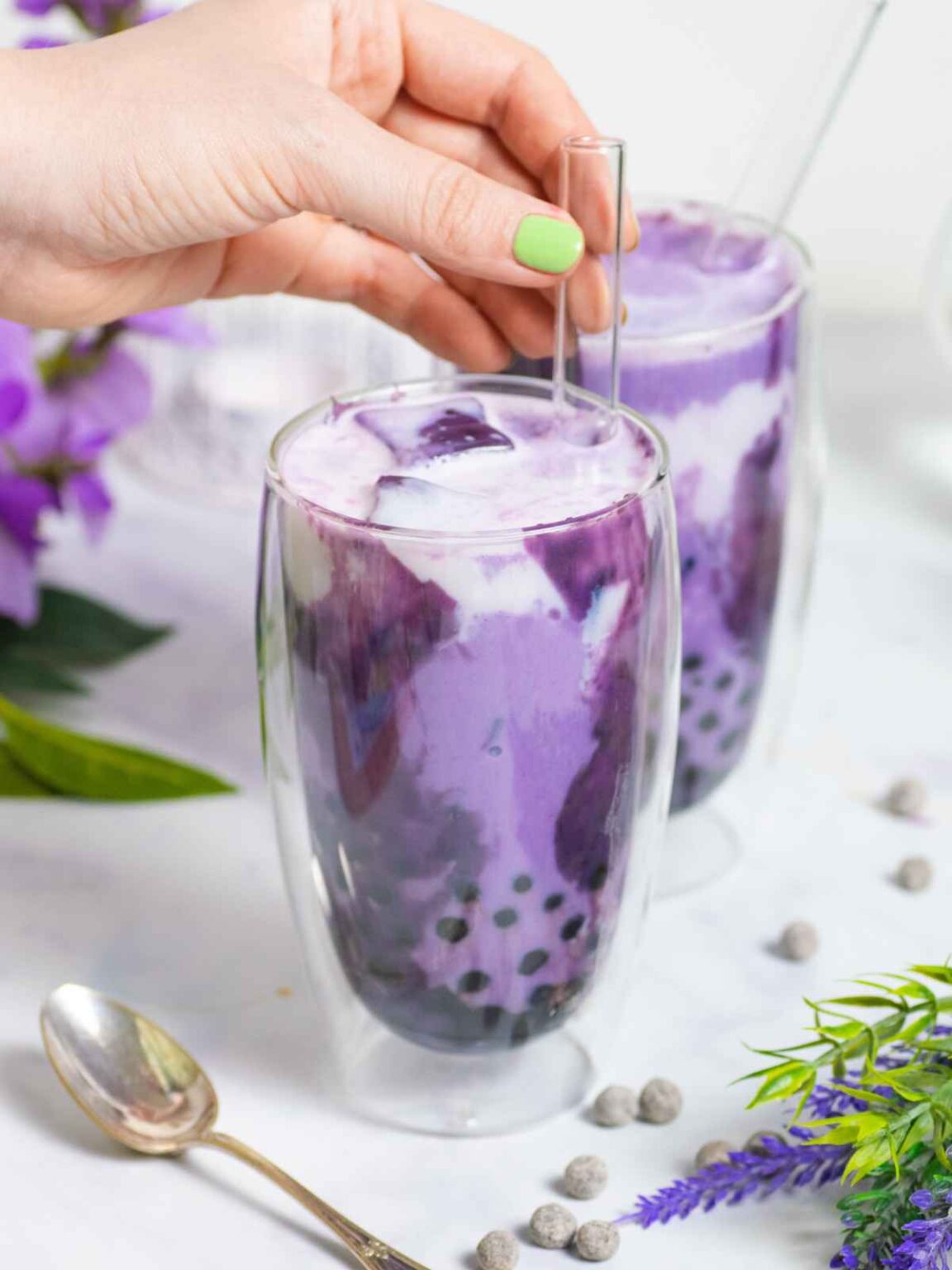 Ube Milk Tea Boba (Ube Bubble Tea) - SugarYums