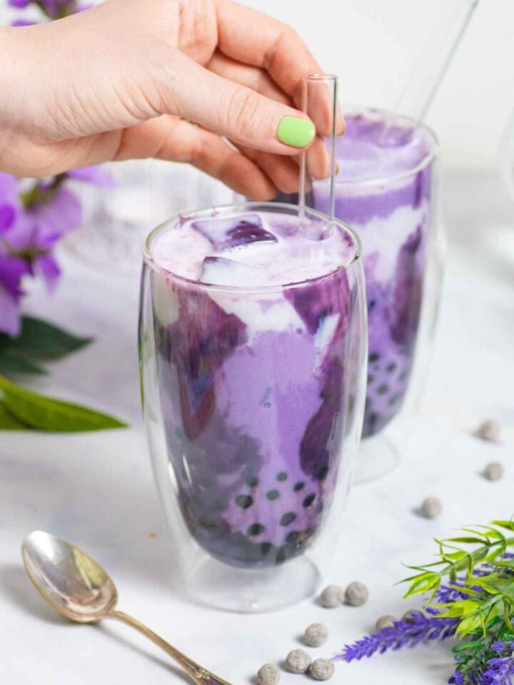 Ube Milk Tea Boba (Ube Bubble Tea) - SugarYums