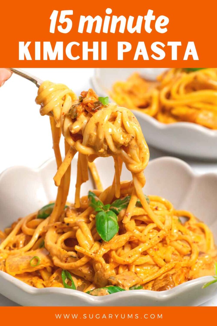 15 Minute Creamy Kimchi Pasta with Bacon (김치파스타) - SugarYums