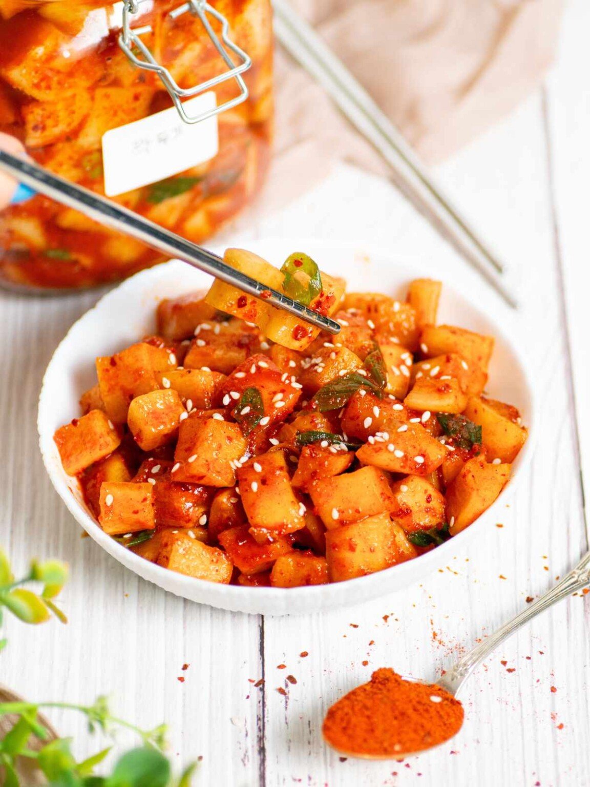 Korean Radish Kimchi: Cubed Radish Kkakdugi (깍두기) - SugarYums